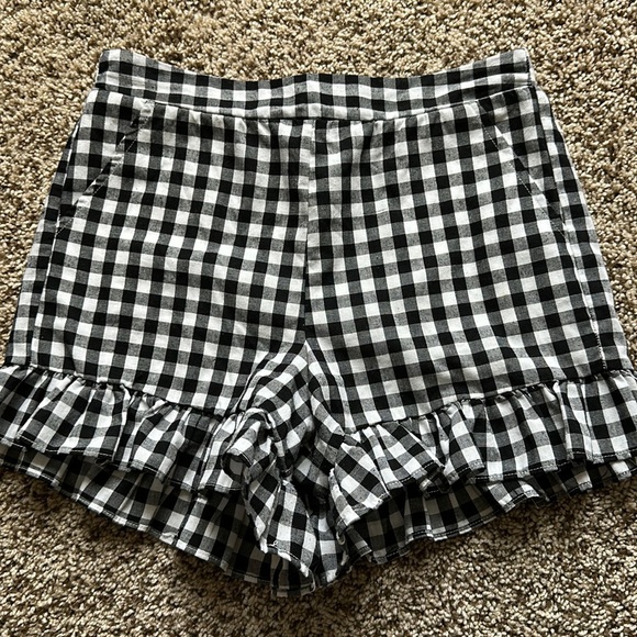 Gianni Bini | Bottoms | Gianni Bini Gingham Ruffle Shorts | Poshmark